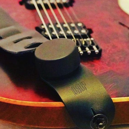 Patented strap adjuster let you adjust according to fretting technique ...